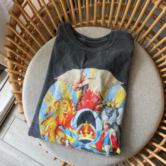 queen official merch | Tops | Queen Official Merch Graphic Tee | Poshmark